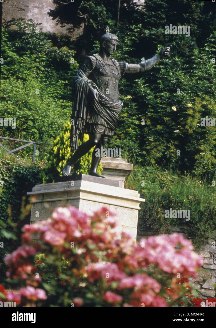 Bronze statue of the roman emperor augustus hi-res stock photography ...