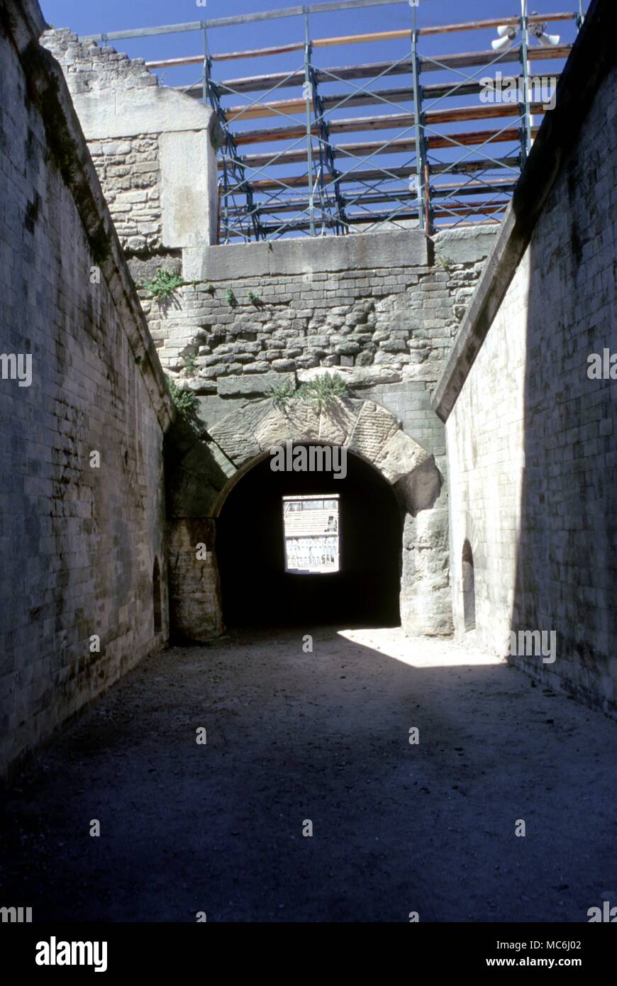 Roman Mythology Gladiators The gladiatorial amphitheatre in Arles ...
