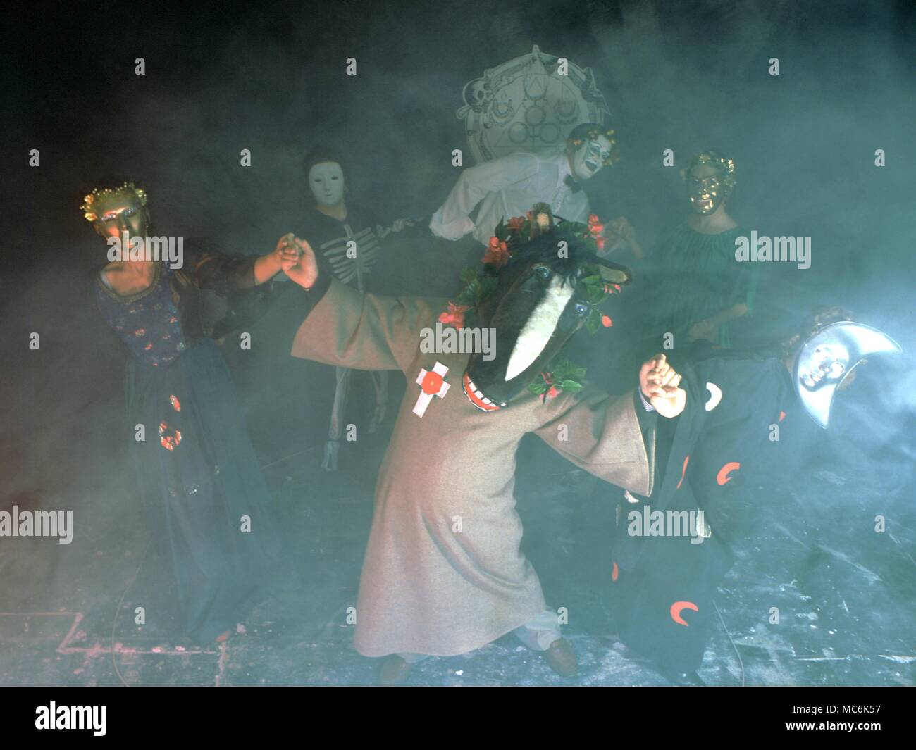 Magic circle and witchcraft hi-res stock photography and images - Alamy