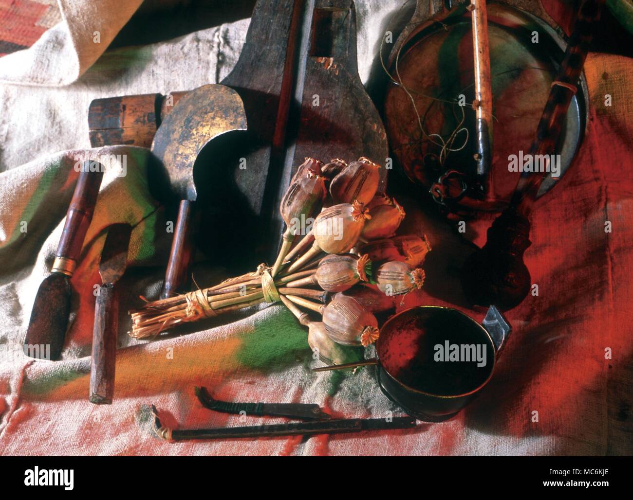 Drugs and Hallucinations - Opium. Oriental opium making equipment ...