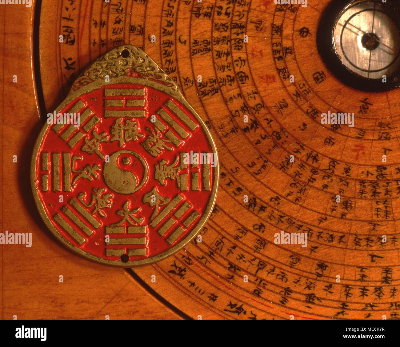 I ching archive hi-res stock photography and images - Alamy