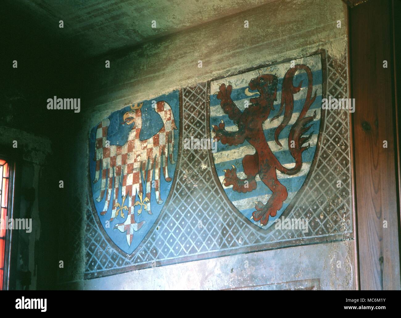 Heraldic shield hi-res stock photography and images - Alamy