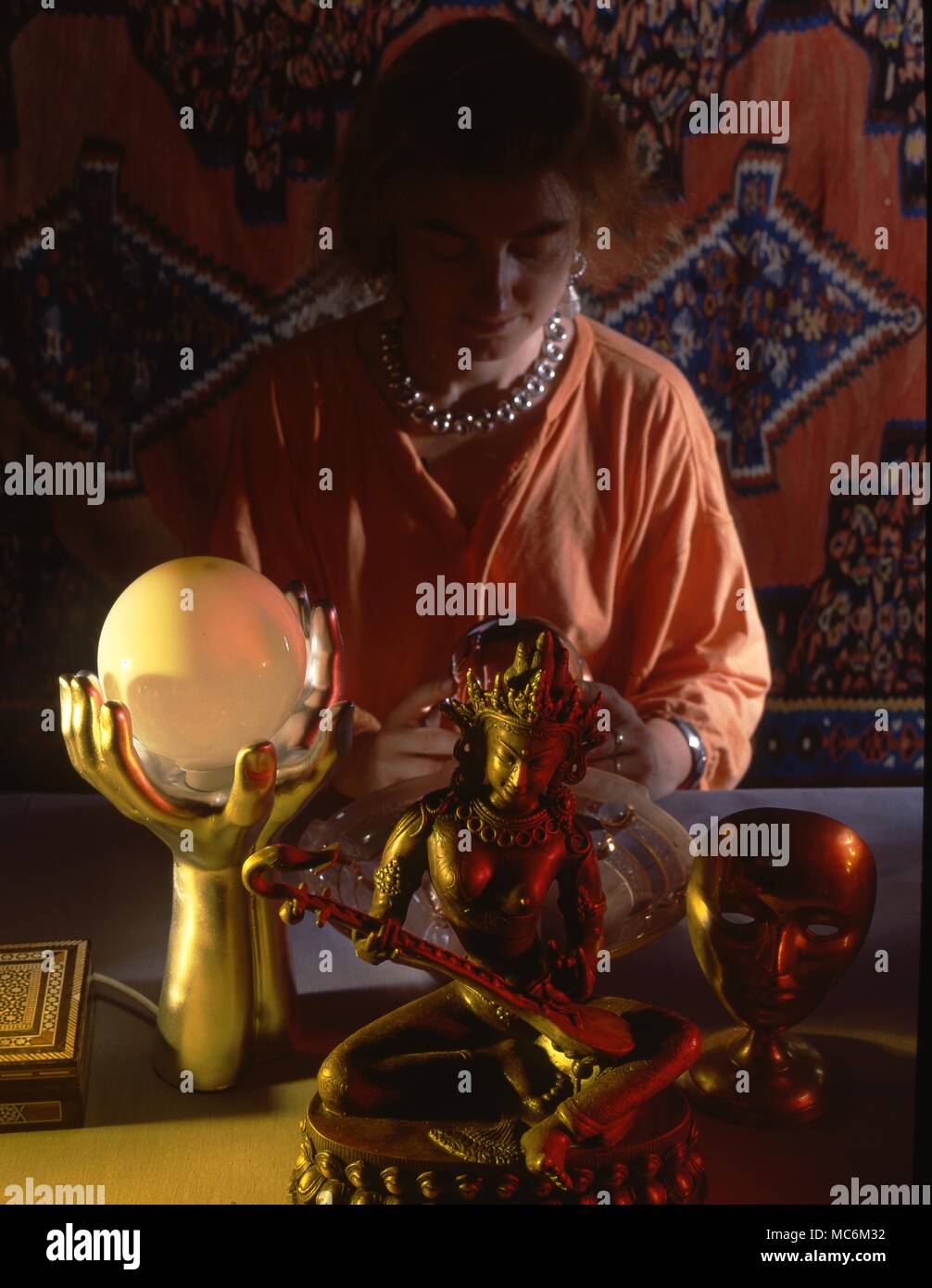 Clairvoyant hi-res stock photography and images - Alamy