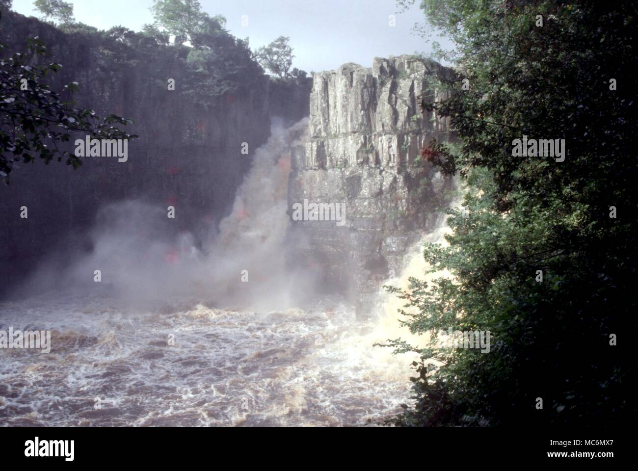 Force of water hi-res stock photography and images - Alamy