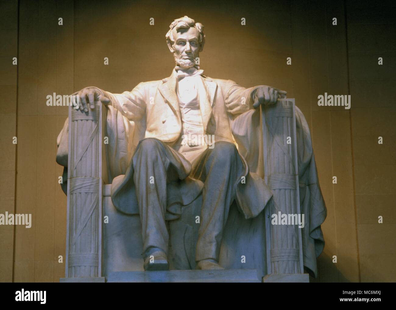 USA Washington DC Lincoln Memorial Daniel Chester French, the leading ...