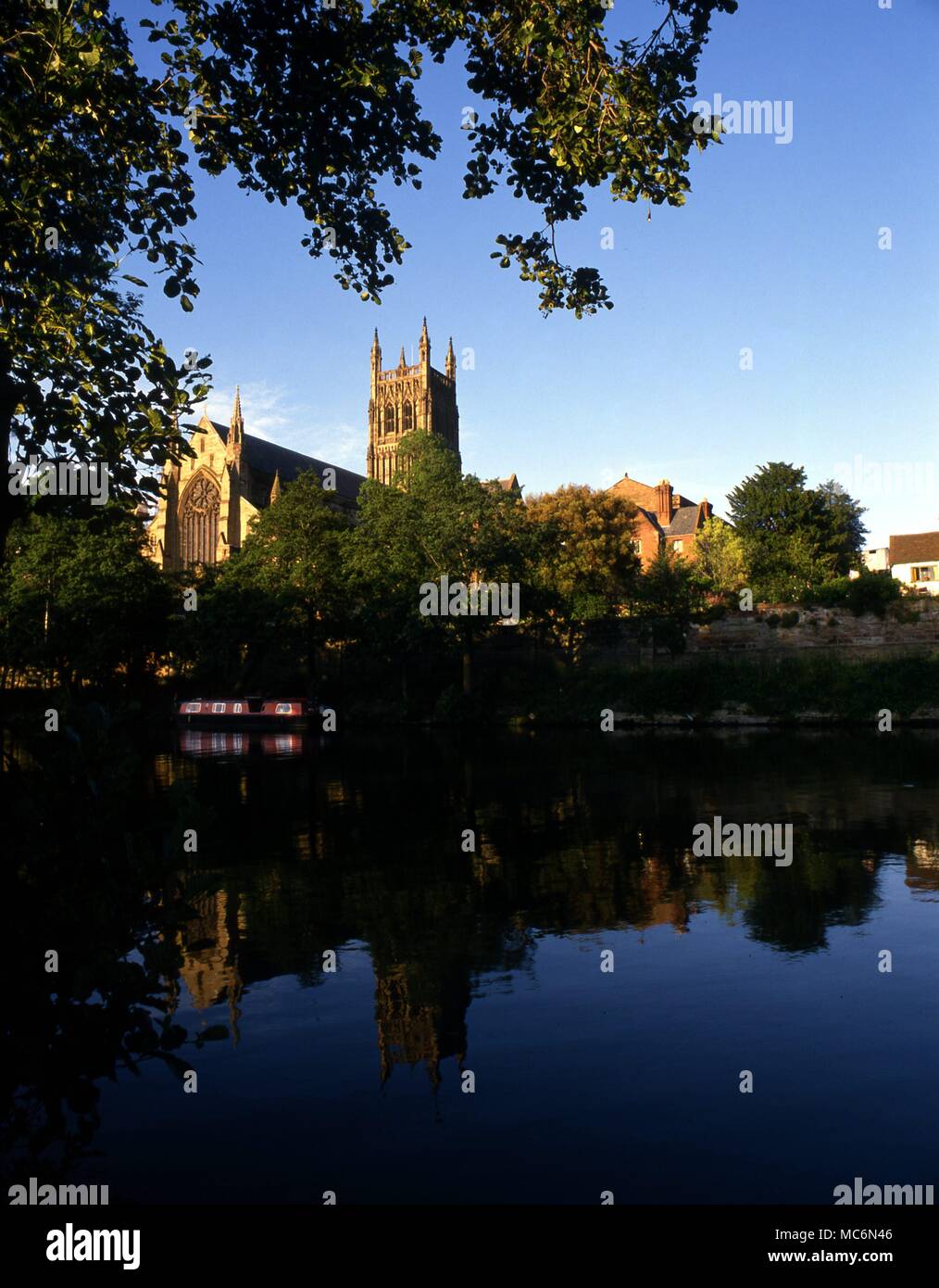 Worcester cathedral history hi-res stock photography and images - Alamy
