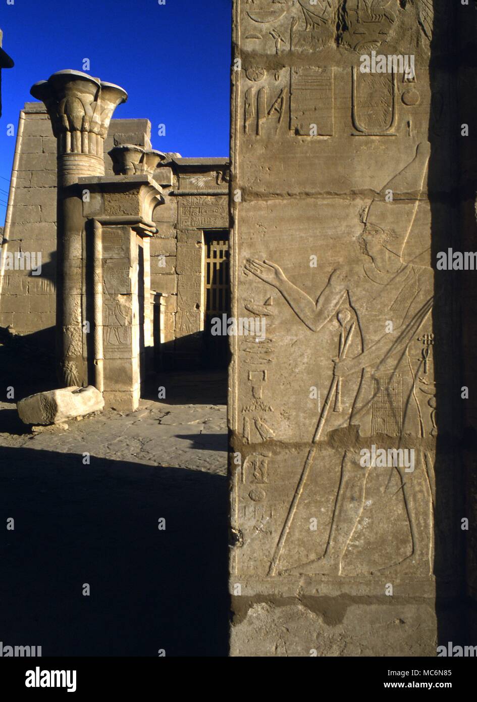 Amun ra hi-res stock photography and images - Alamy
