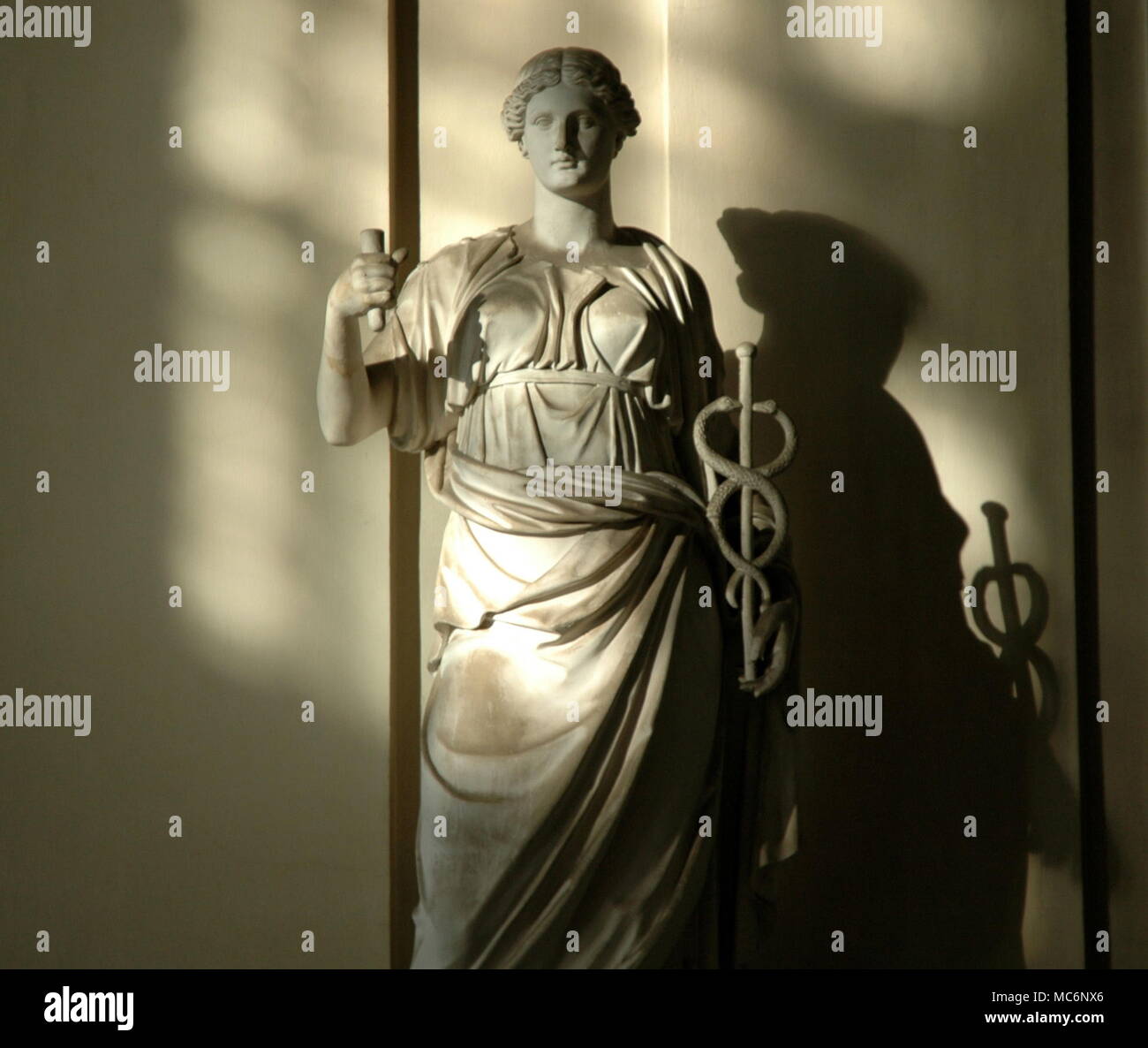 Caduceus hi-res stock photography and images - Alamy