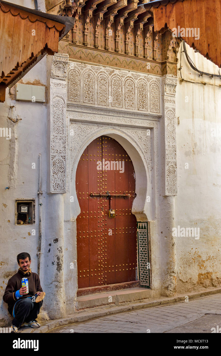 Muslim street art hi-res stock photography and images - Alamy