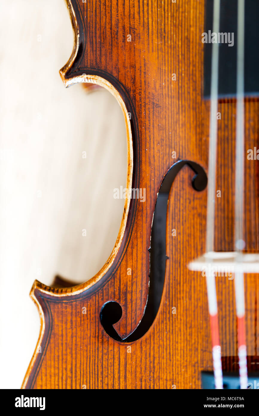 Antique violin body strings in hi-res stock photography and images - Alamy