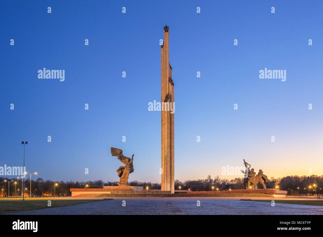 Soviet monument hi-res stock photography and images - Alamy