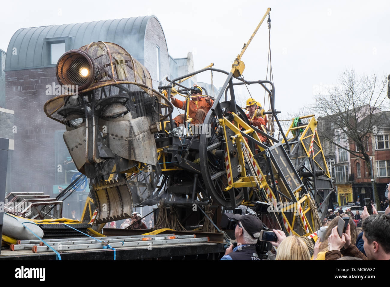 "Man Engine's" Resurrection tour of UK,the Welsh visit, called"Man ...