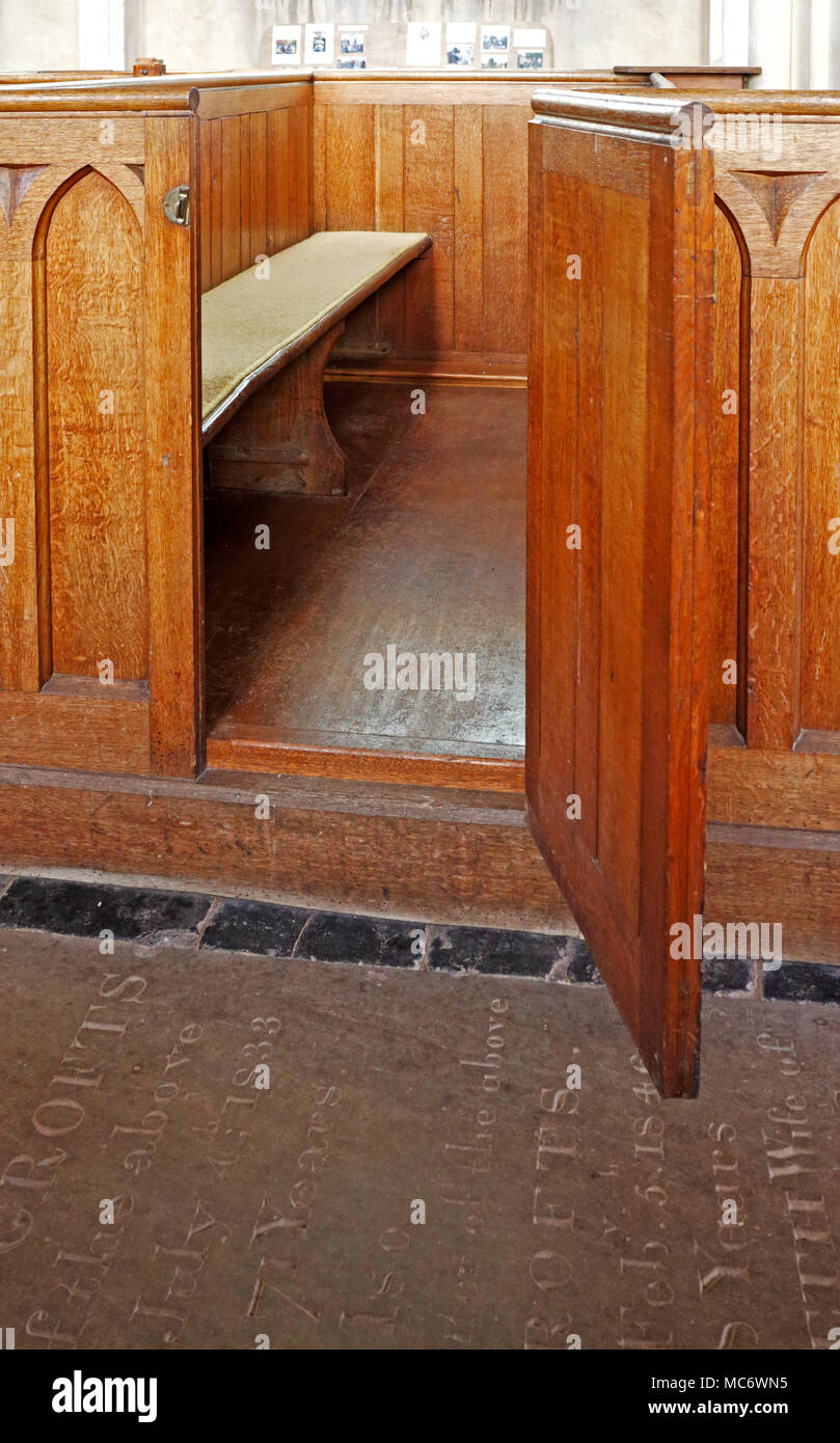 Pew door hi-res stock photography and images - Alamy