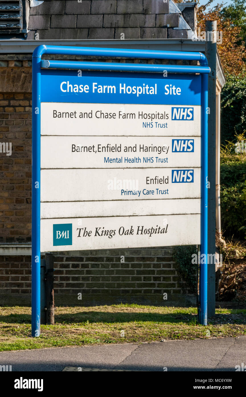 Sign at entrance to Chase Farm National Health Hospital Stock Photo - Alamy