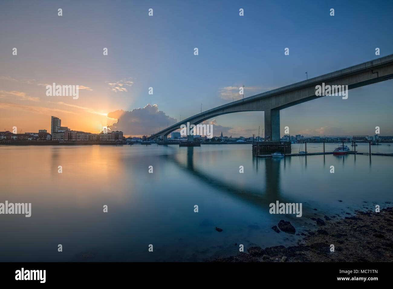 Itchen Bridge, Southampton, Hampshire, England, UK Stock Photo - Alamy