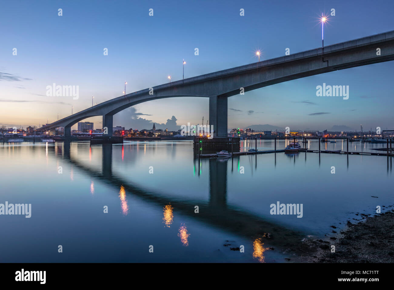 Itchen Bridge, Southampton, Hampshire, England, UK Stock Photo - Alamy