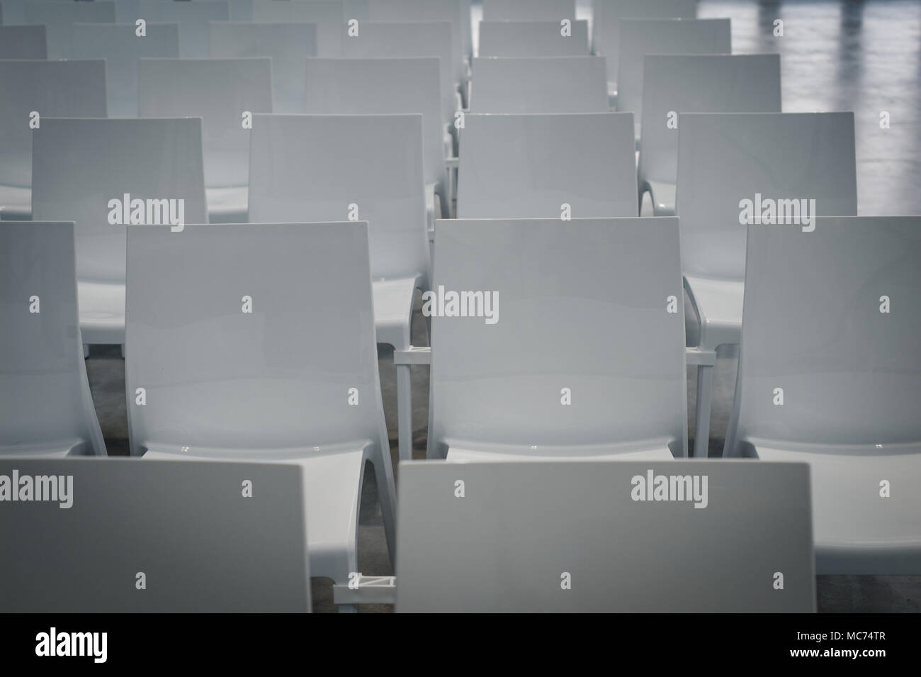 White modern chairs in conference room auditorium seminar Stock Photo ...
