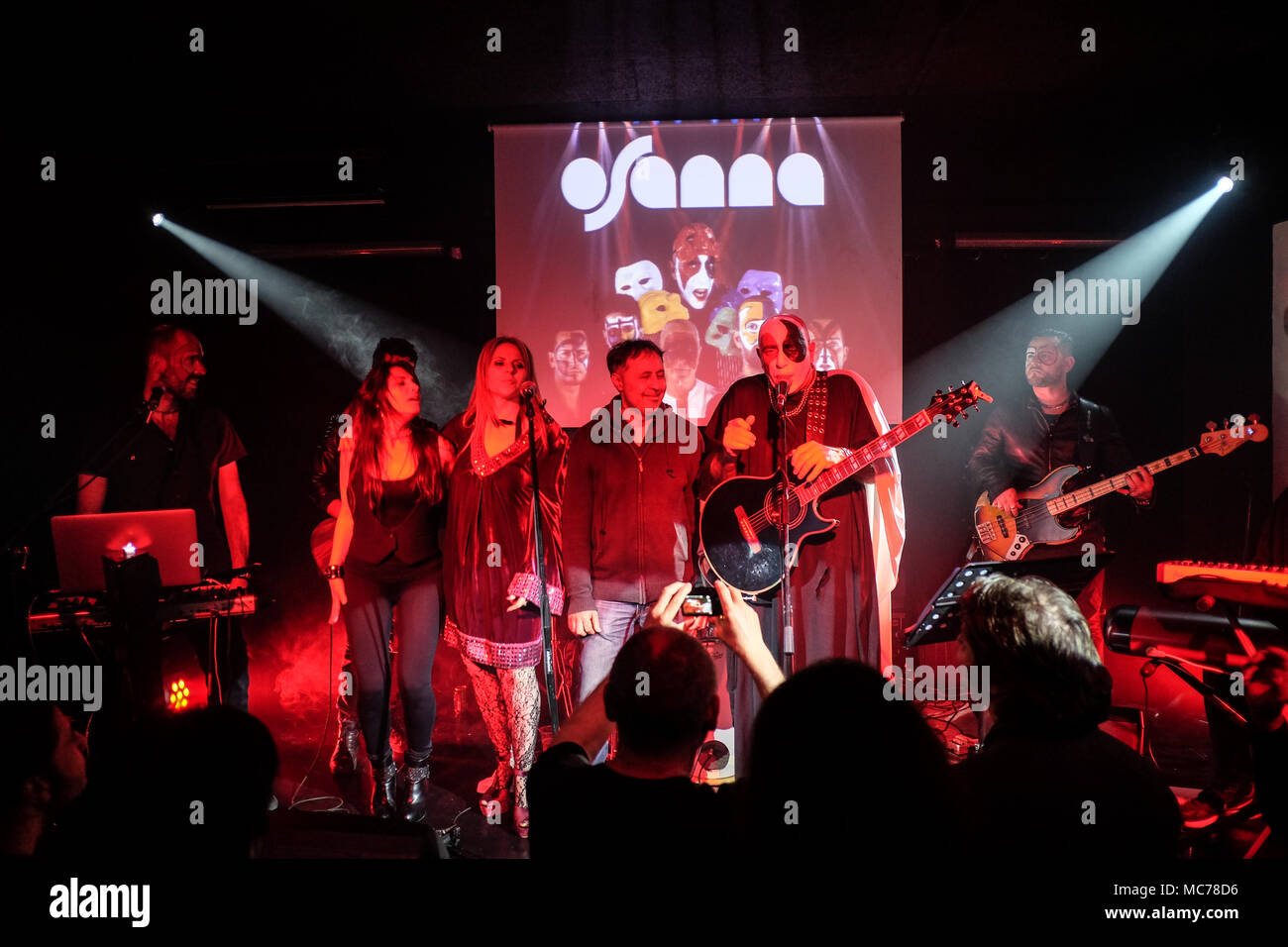 Osanna hi-res stock photography and images - Alamy