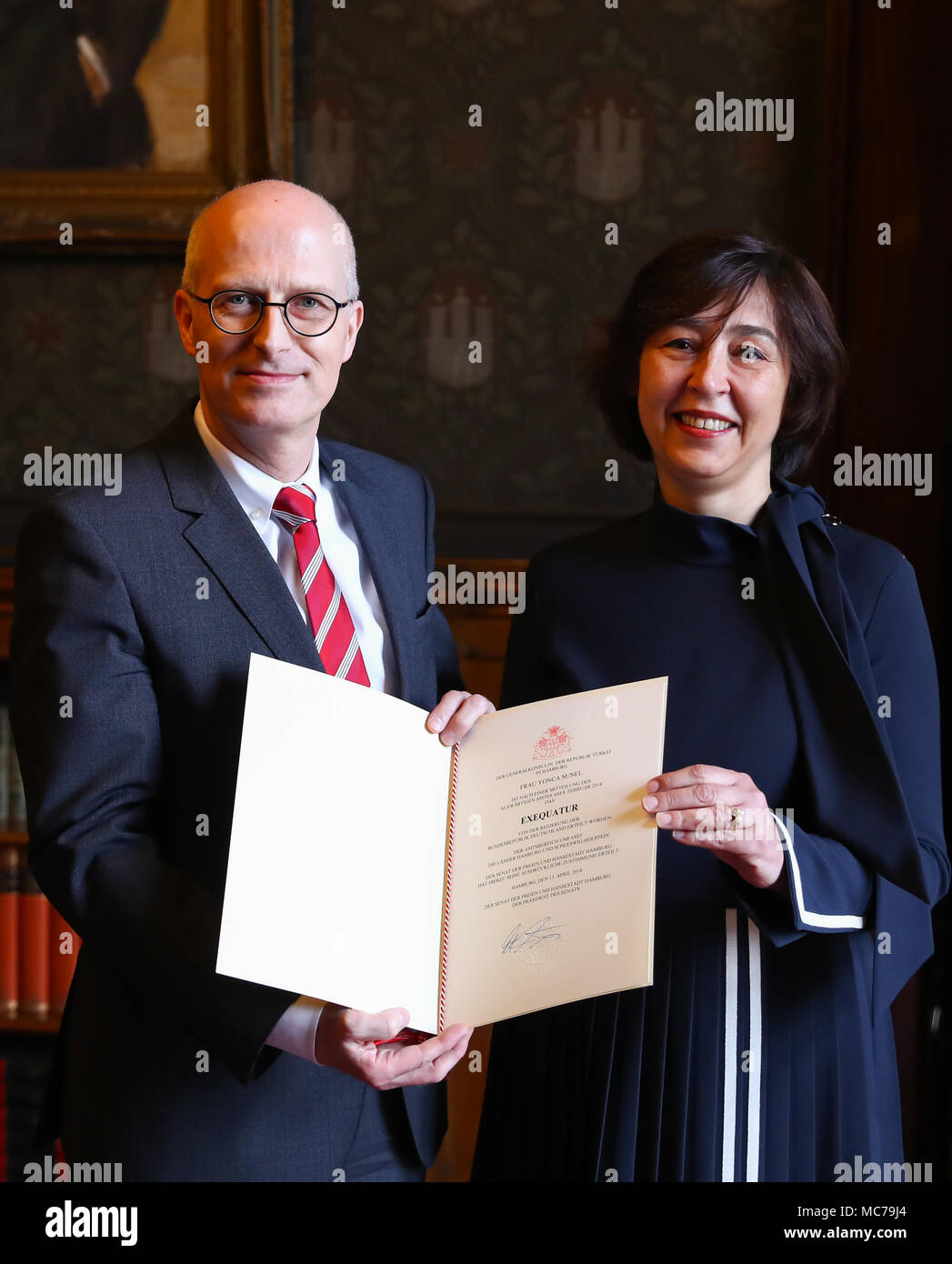 Diplomatic accreditation hi-res stock photography and images - Alamy