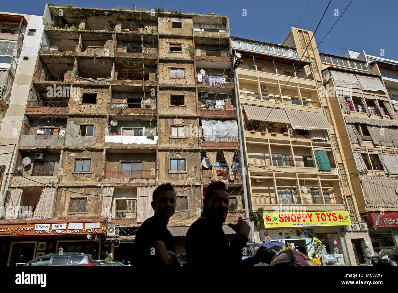 War ravaged areas hi-res stock photography and images - Alamy