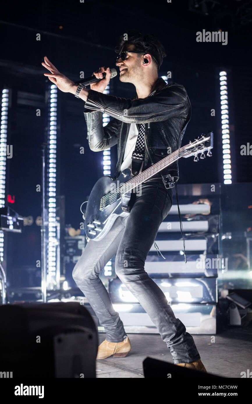 Chromeo band hi-res stock photography and images - Alamy