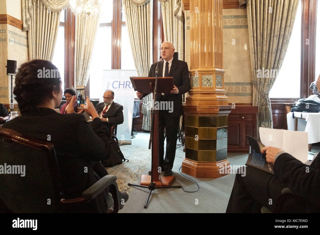 Lord alex carlile qc hi-res stock photography and images - Alamy