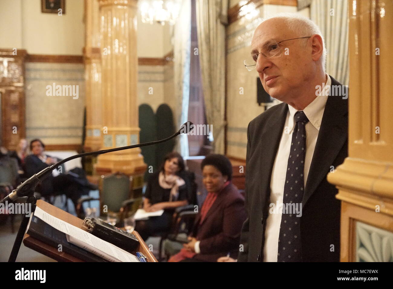 Lord alex carlile qc hi-res stock photography and images - Alamy