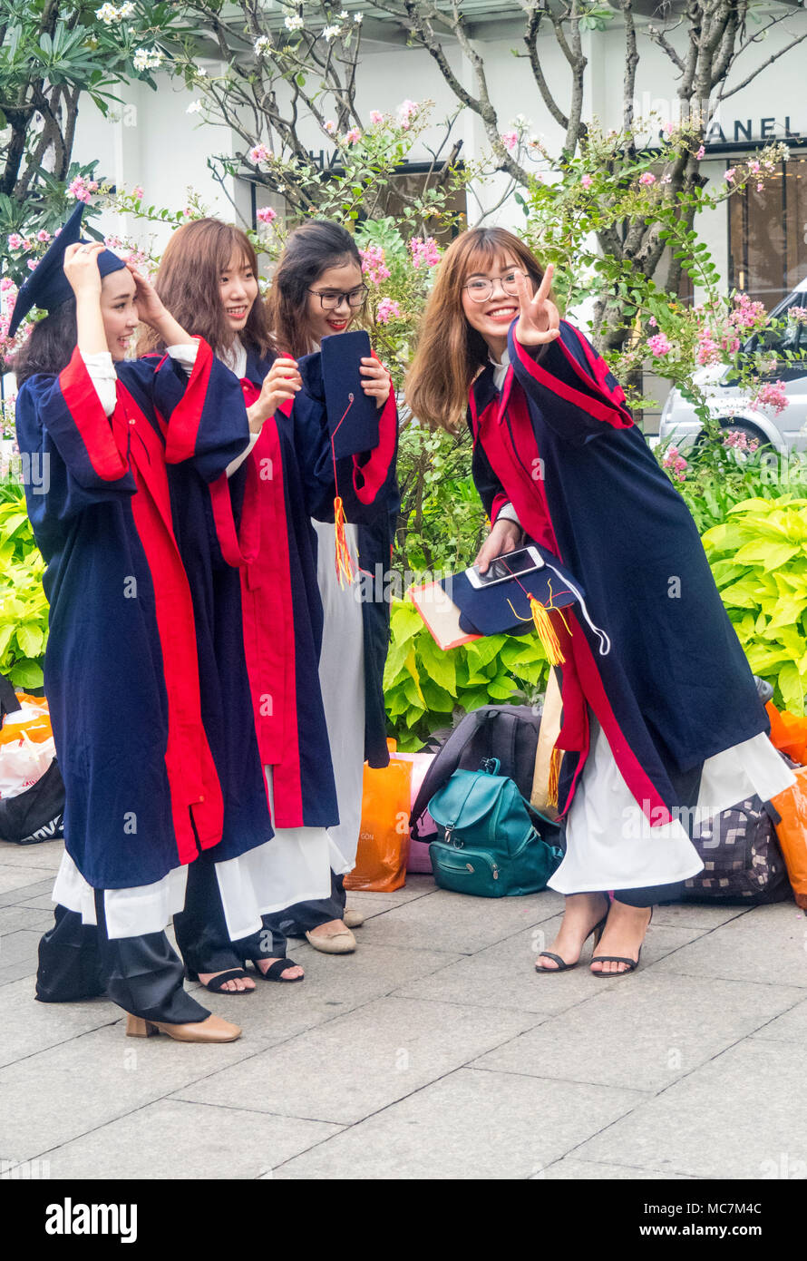 Academic gown hi-res stock photography and images - Alamy