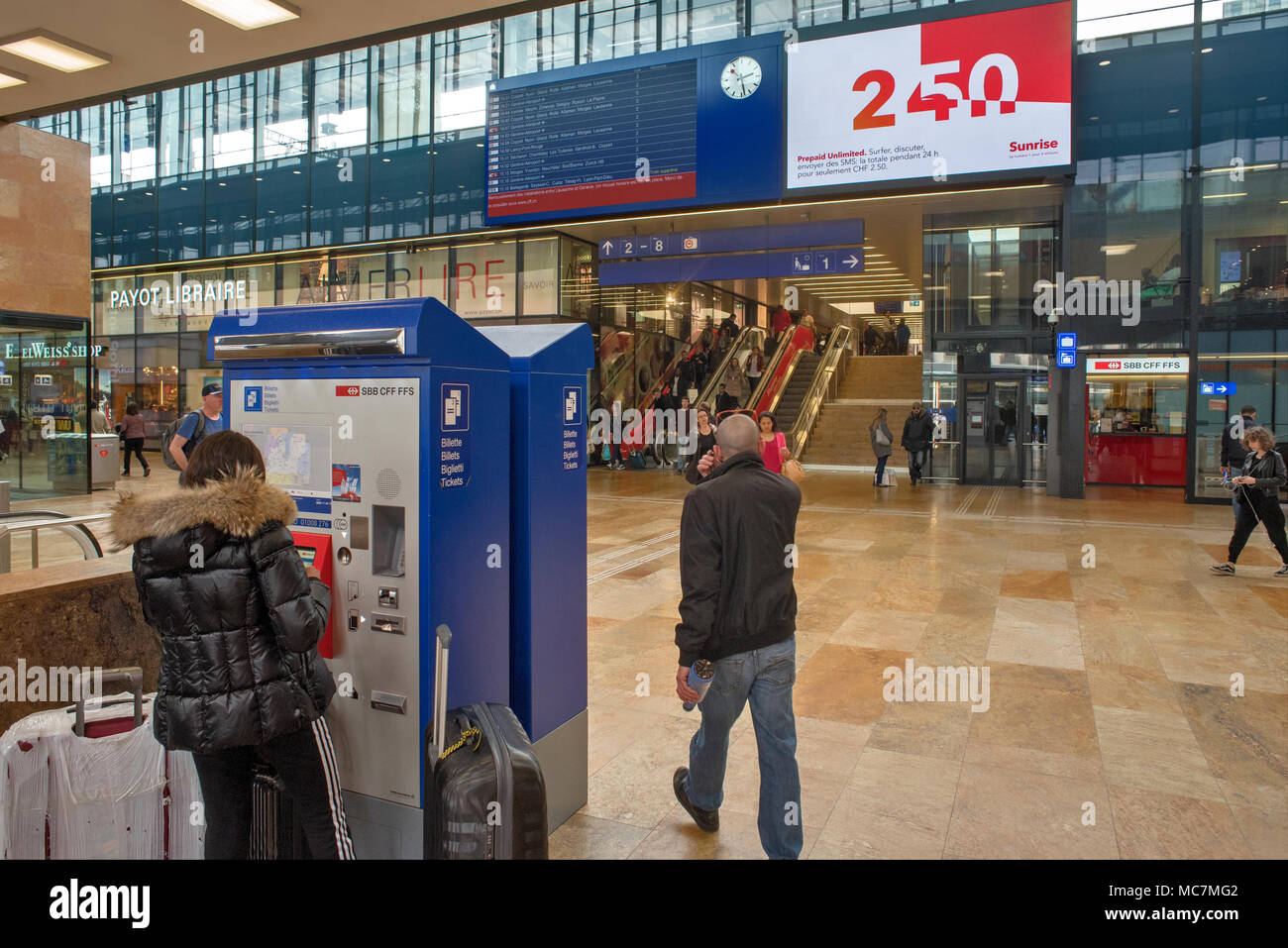 Genève cornavin railway station hi-res stock photography and images - Alamy