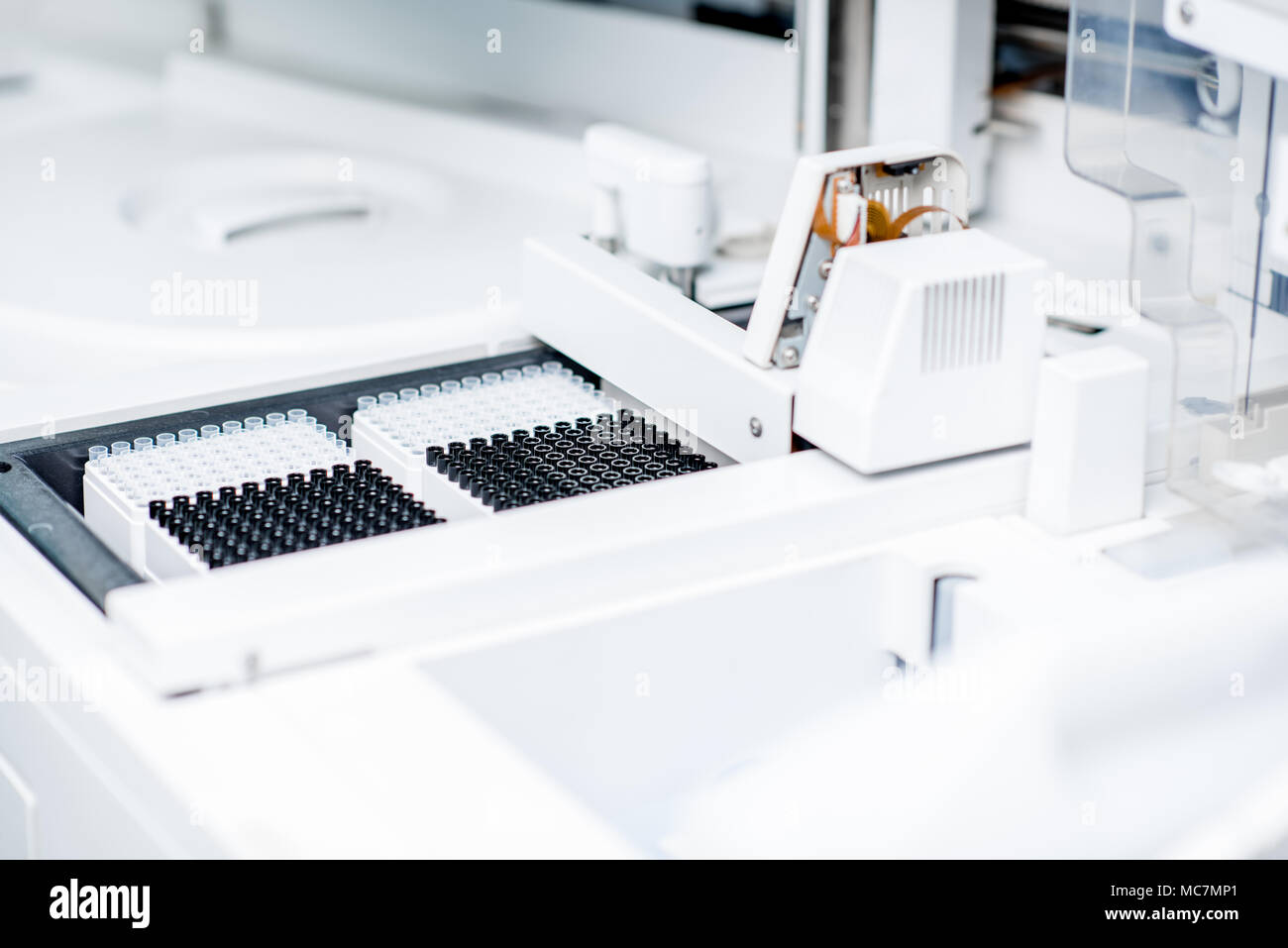 Analyzer analyser hi-res stock photography and images - Alamy