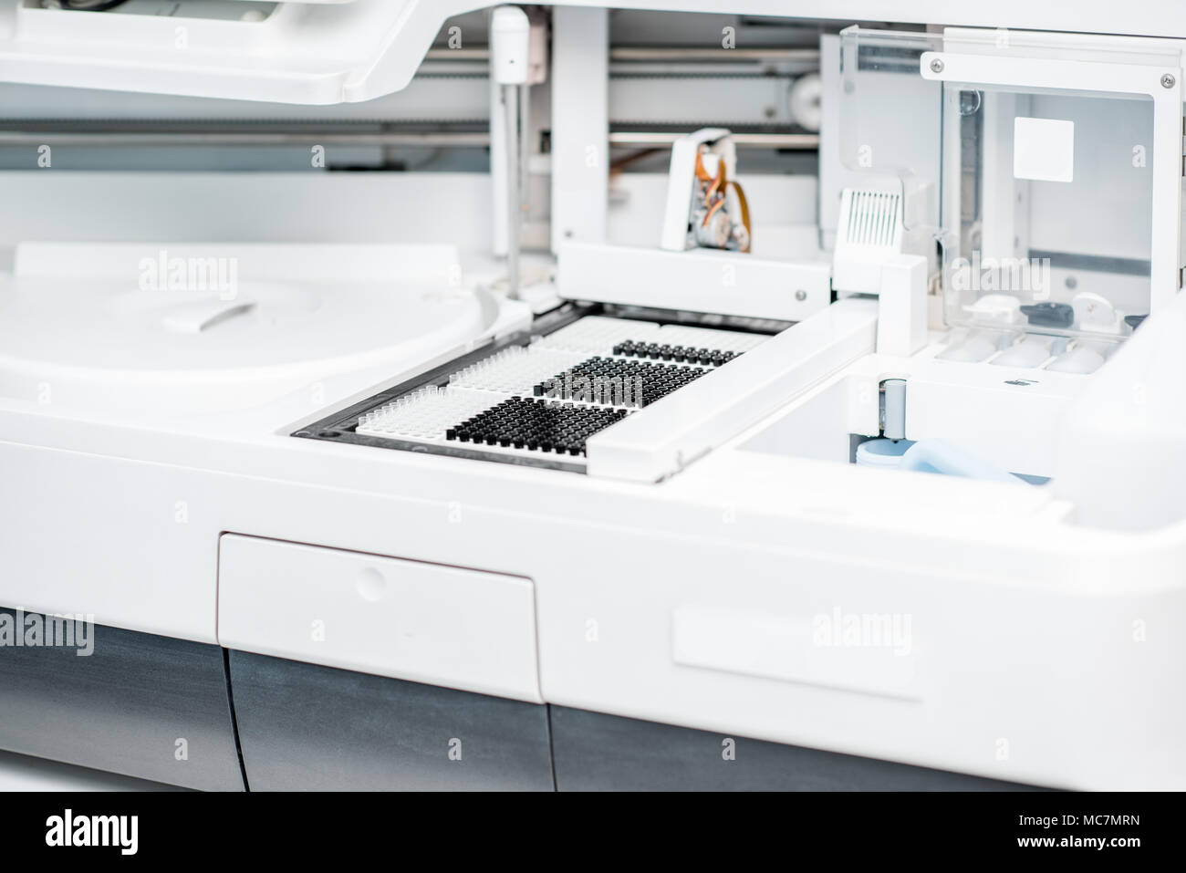 Analyzer analyser hi-res stock photography and images - Alamy