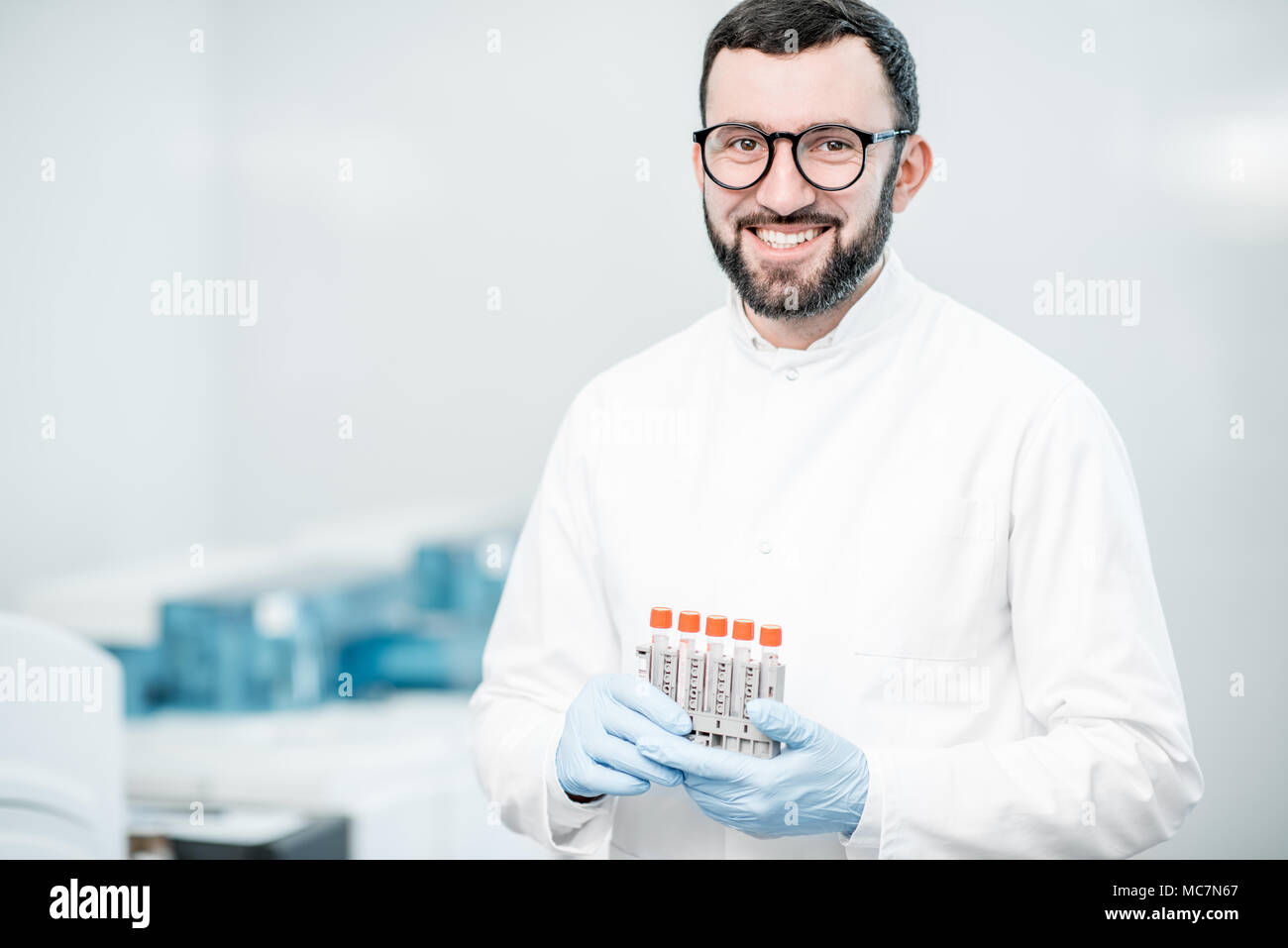Male researcher standing lab hi-res stock photography and images - Alamy