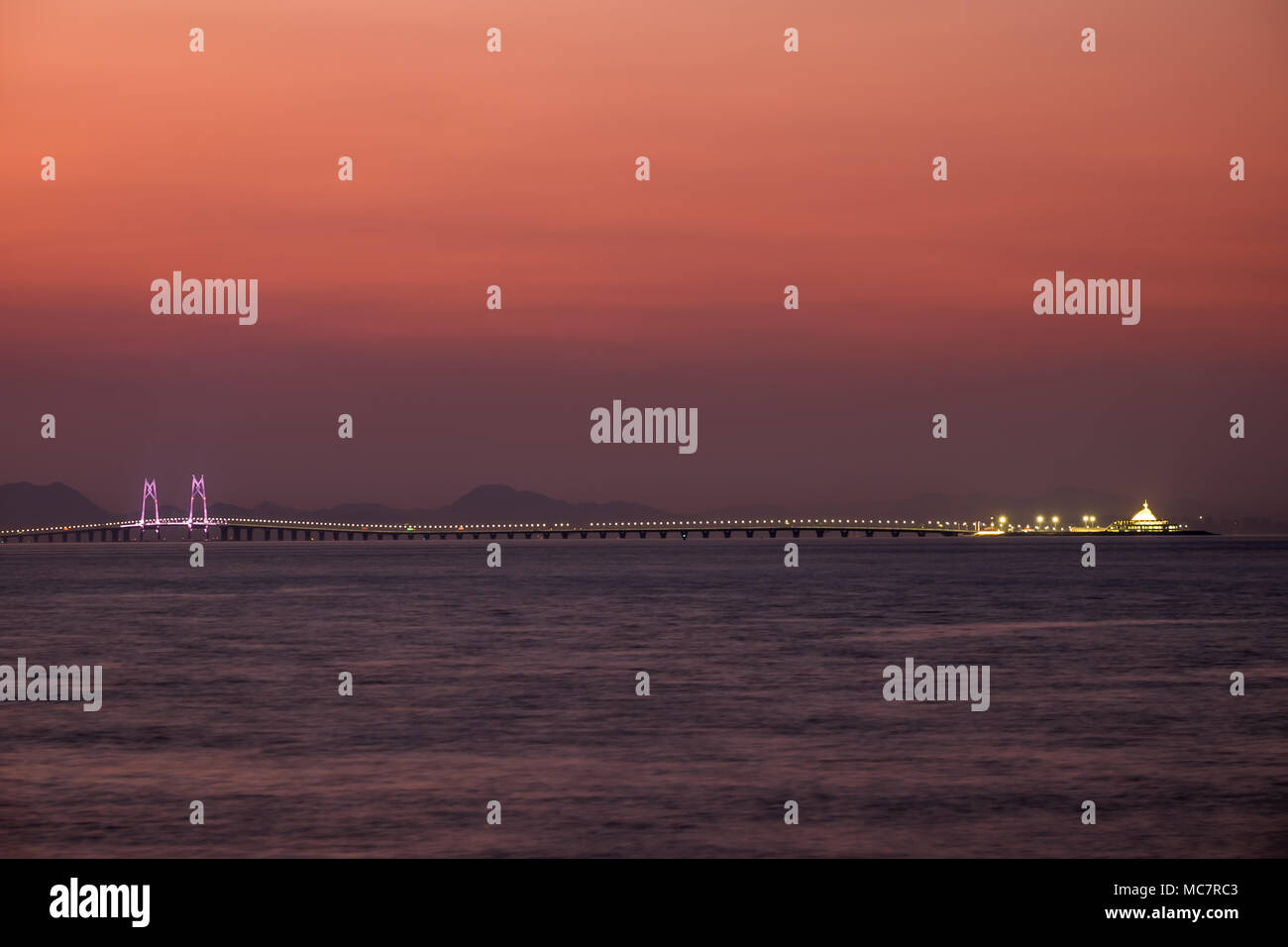 Hong Kong - Zhuhai - Macau bridge is the longest sea link in the world ...