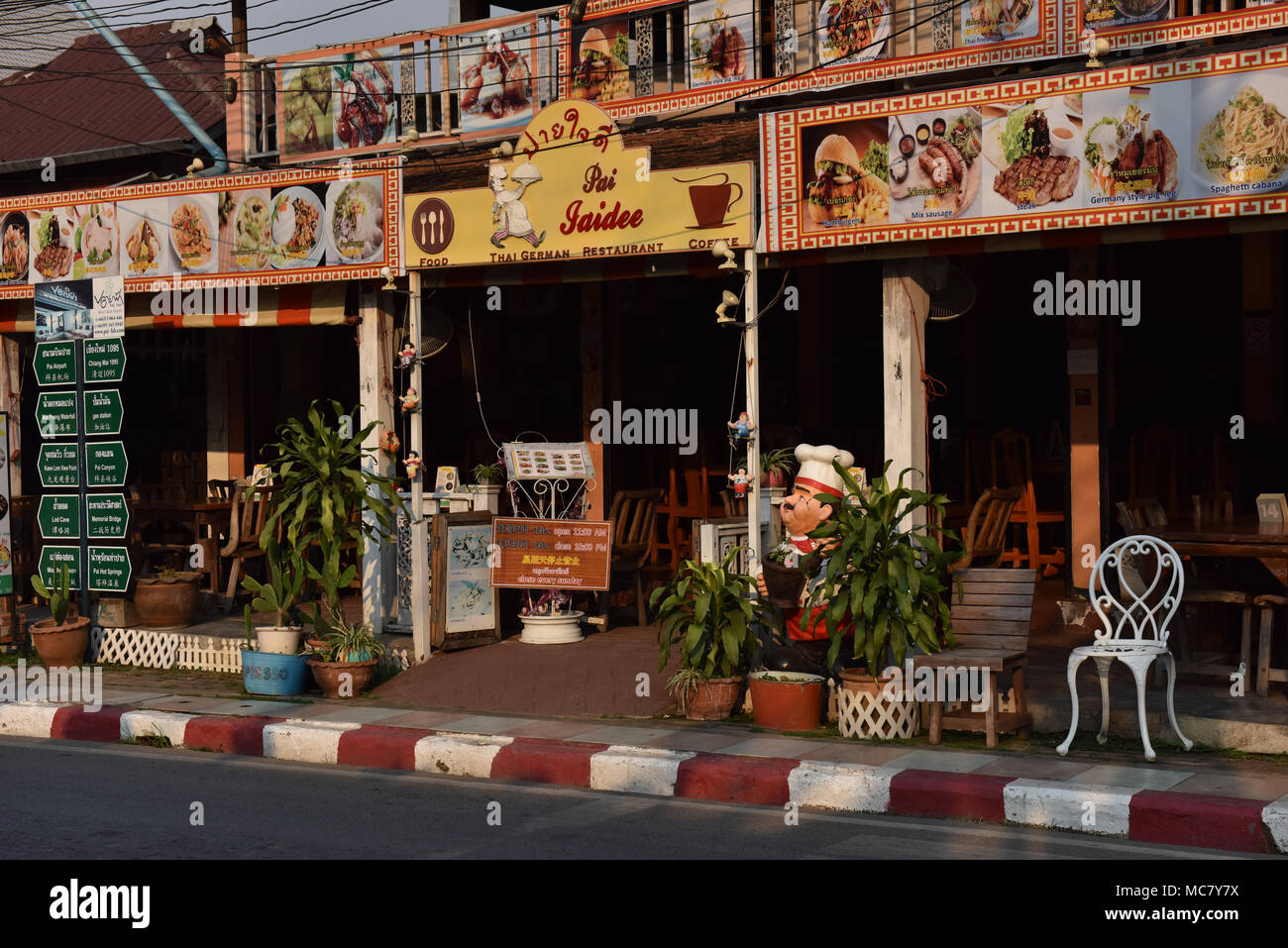 Restaurant Pai, Northern Thailand Stock Photo - Alamy