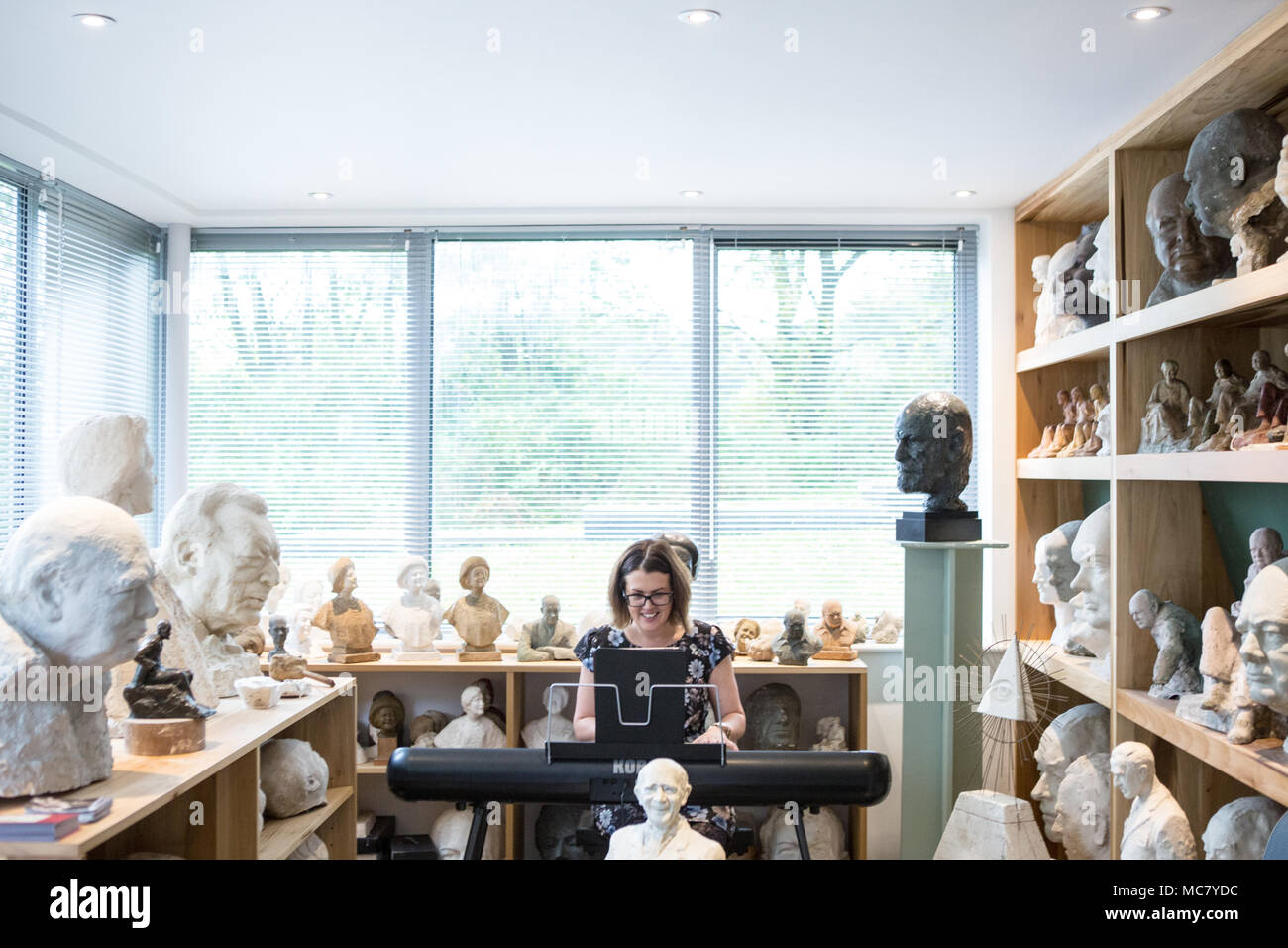 Piano recital at Oscar Nemon Sculpture Gallery / museum in Boars Hill ...