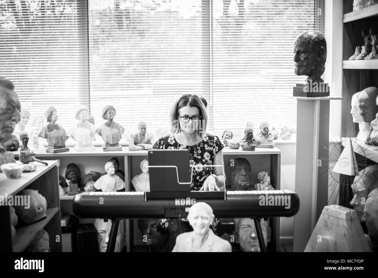 Piano recital at Oscar Nemon Sculpture Gallery / museum in Boars Hill ...