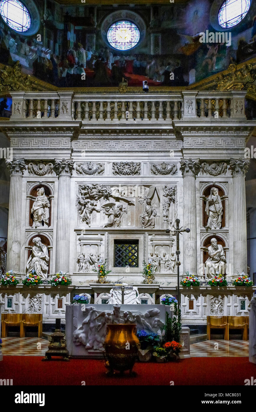 Italy Marche Loreto Sanctuary : Holy House Stock Photo - Alamy