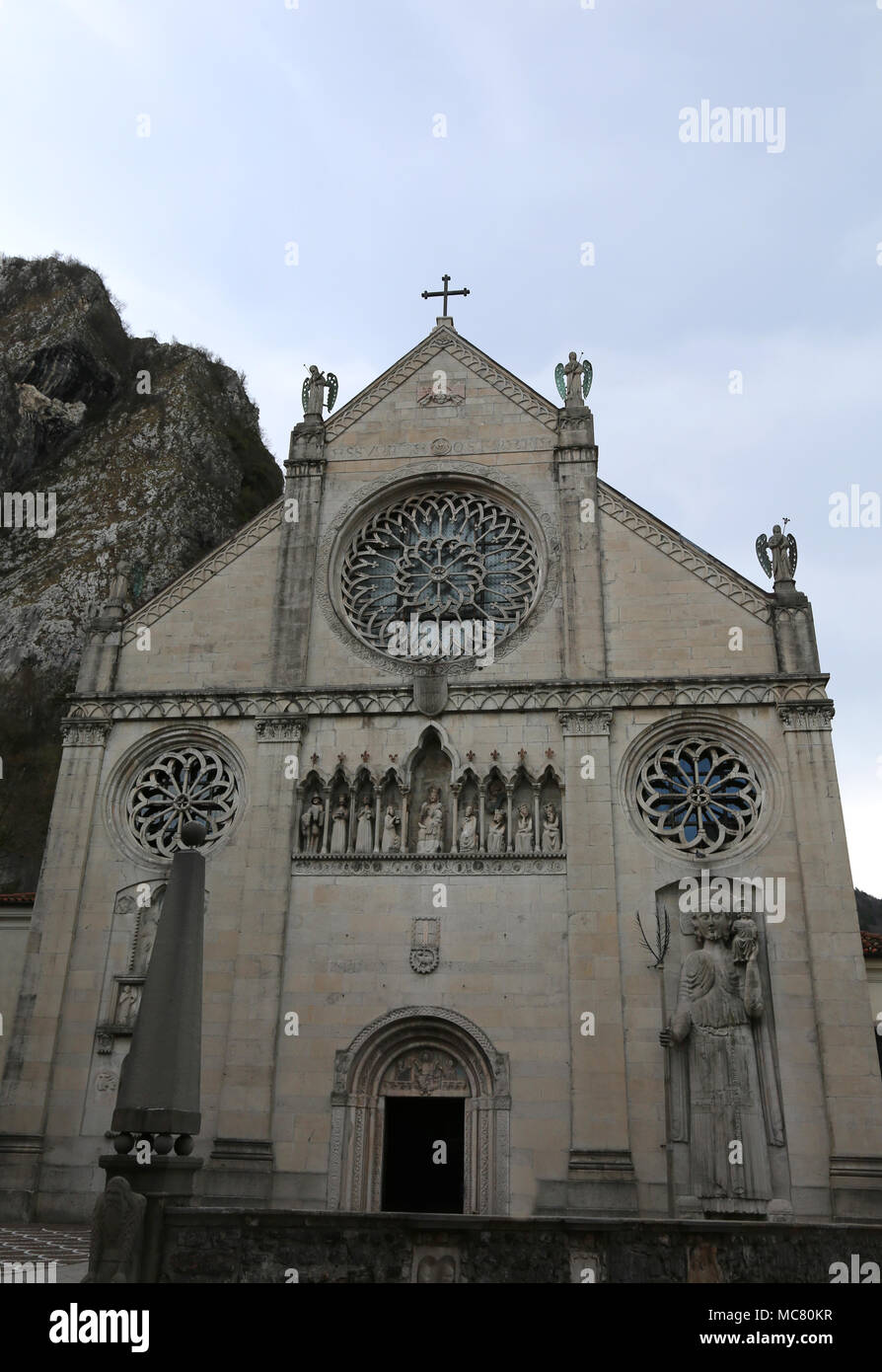 Gemona del friuli italy hi-res stock photography and images - Alamy