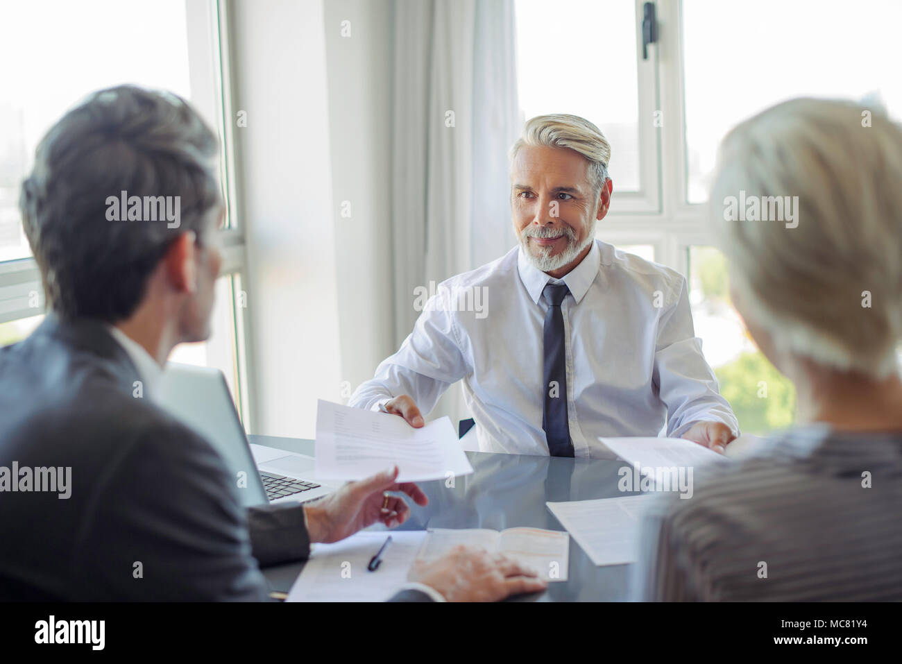 Client business meeting advisor hi-res stock photography and images - Alamy
