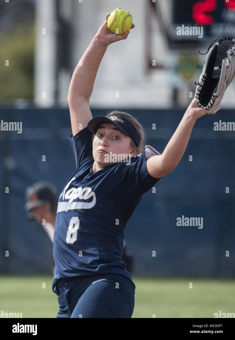 Girls high school softball game hi-res stock photography and images - Alamy
