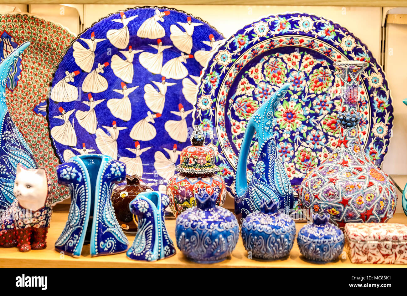 Turkish Ceramics in Grand Bazaar, Istanbul City, Turkey Stock Photo - Alamy