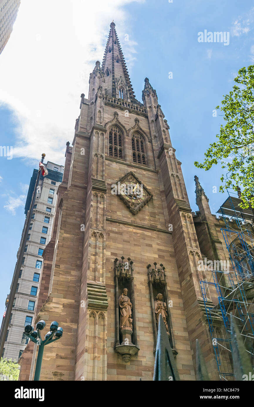 New York City Trinity Church Gothic Spire and Gate Stock Photo - Alamy