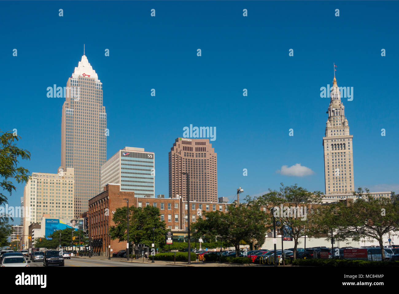 Downtown cleveland buildings hi-res stock photography and images - Alamy