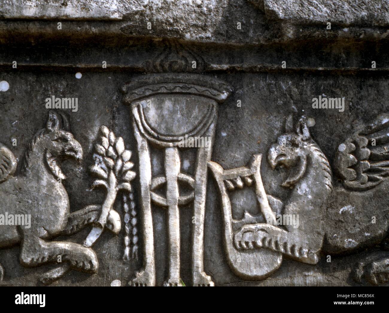 Divination tripod Image of the divination tripod from Delphi, on a bas ...