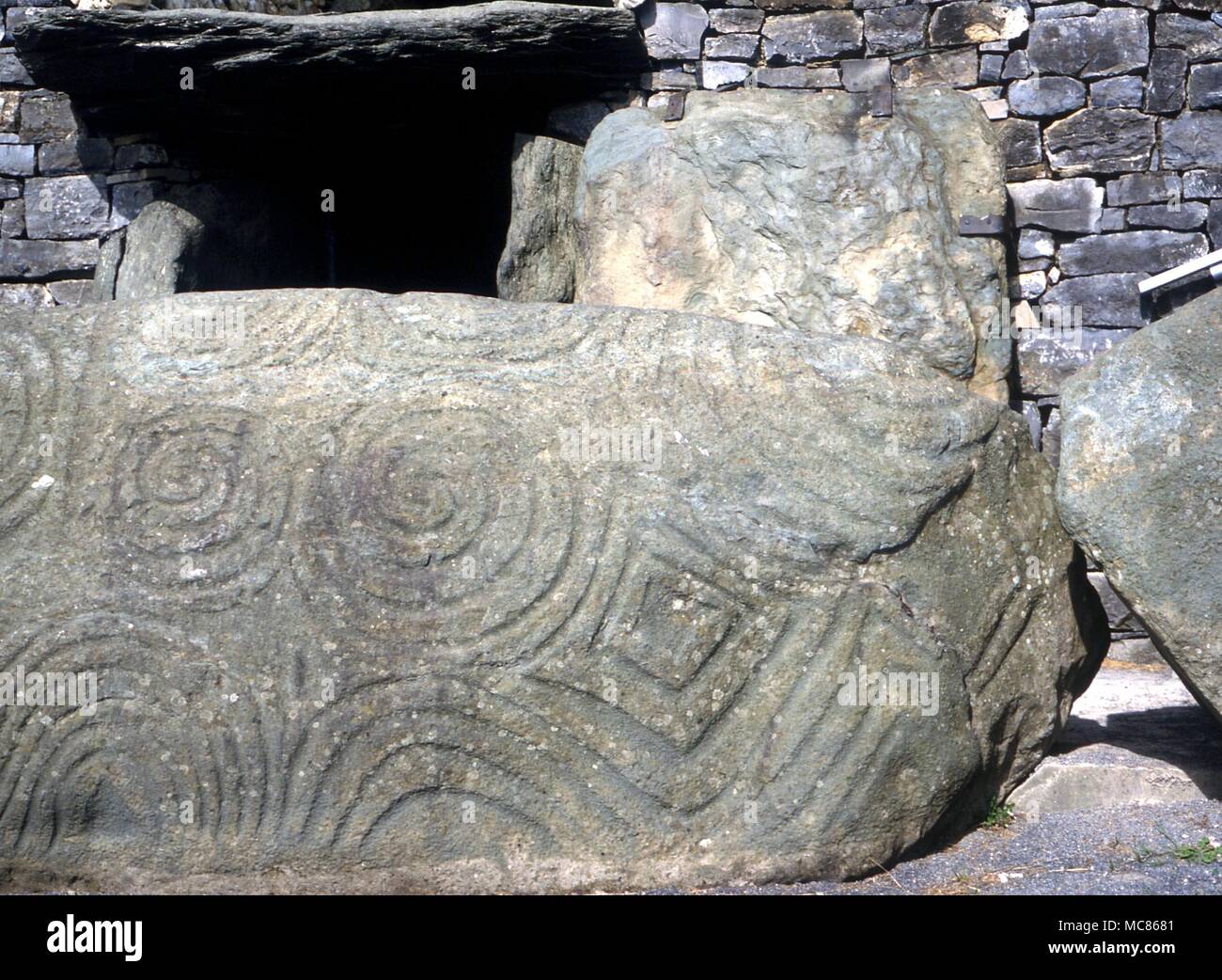 NEWGRANGE (KNOWTH) - Irish Prehistoric Site. About 3,000 BC. The ...