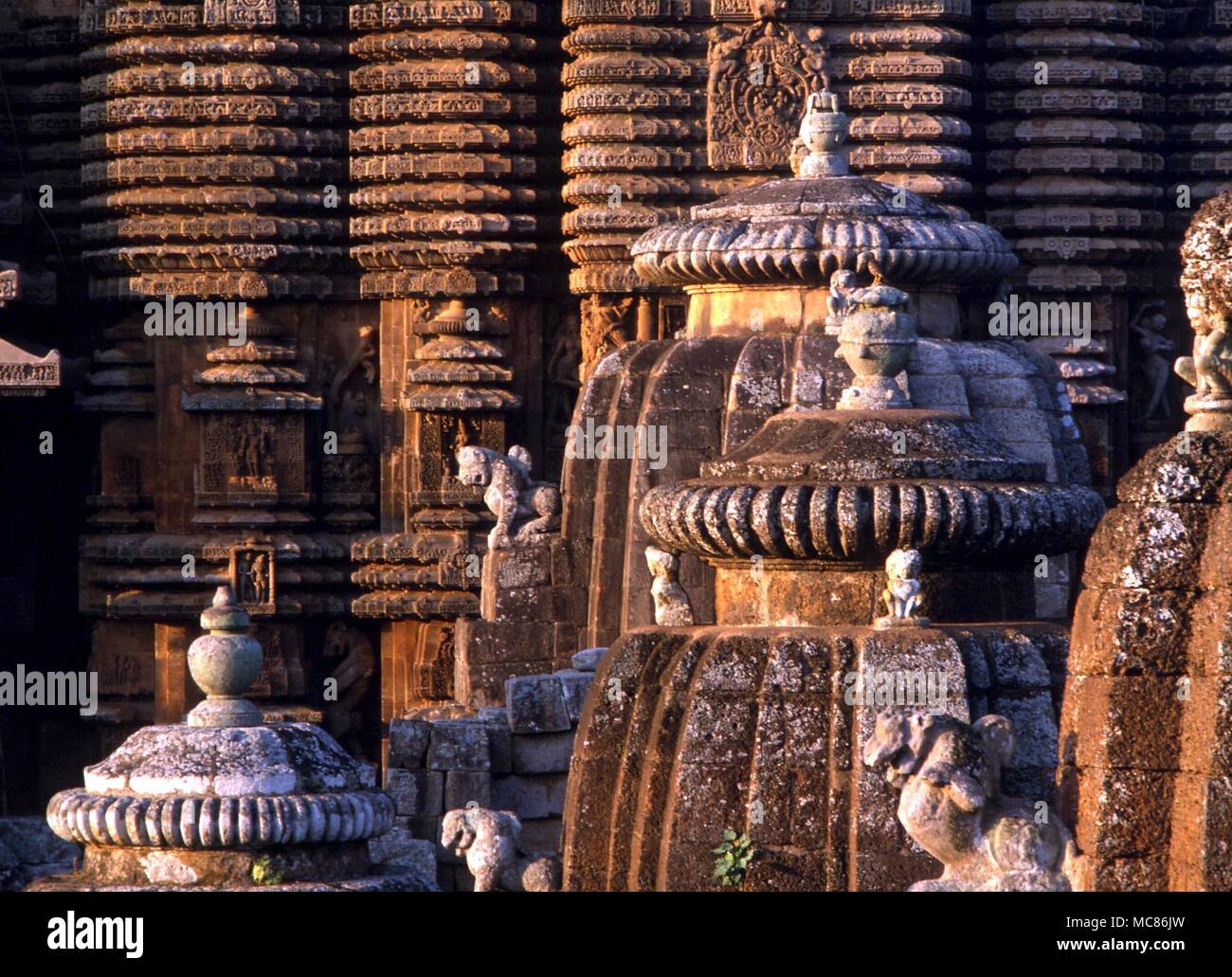 Lingaraj temple, bhubaneswar hi-res stock photography and images - Alamy