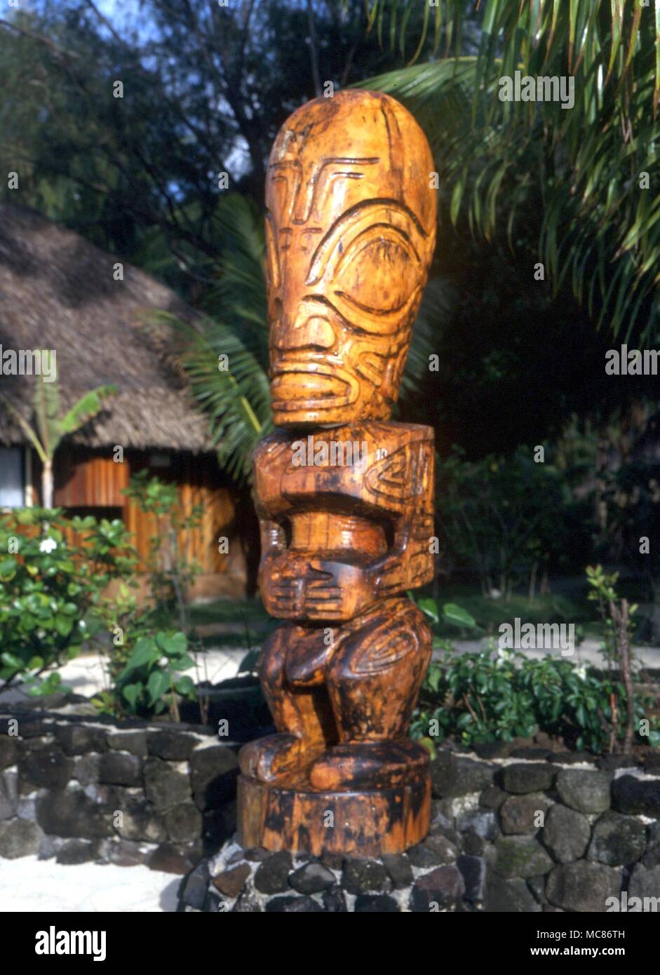 POLYNESIAN MYTHOLOGY Traditional Polynesian statues of gods, from one ...