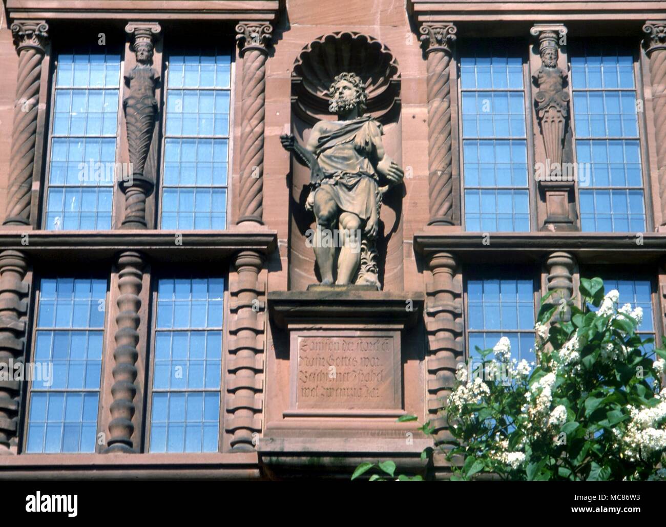 Statue hercules heidelberg hi-res stock photography and images - Alamy