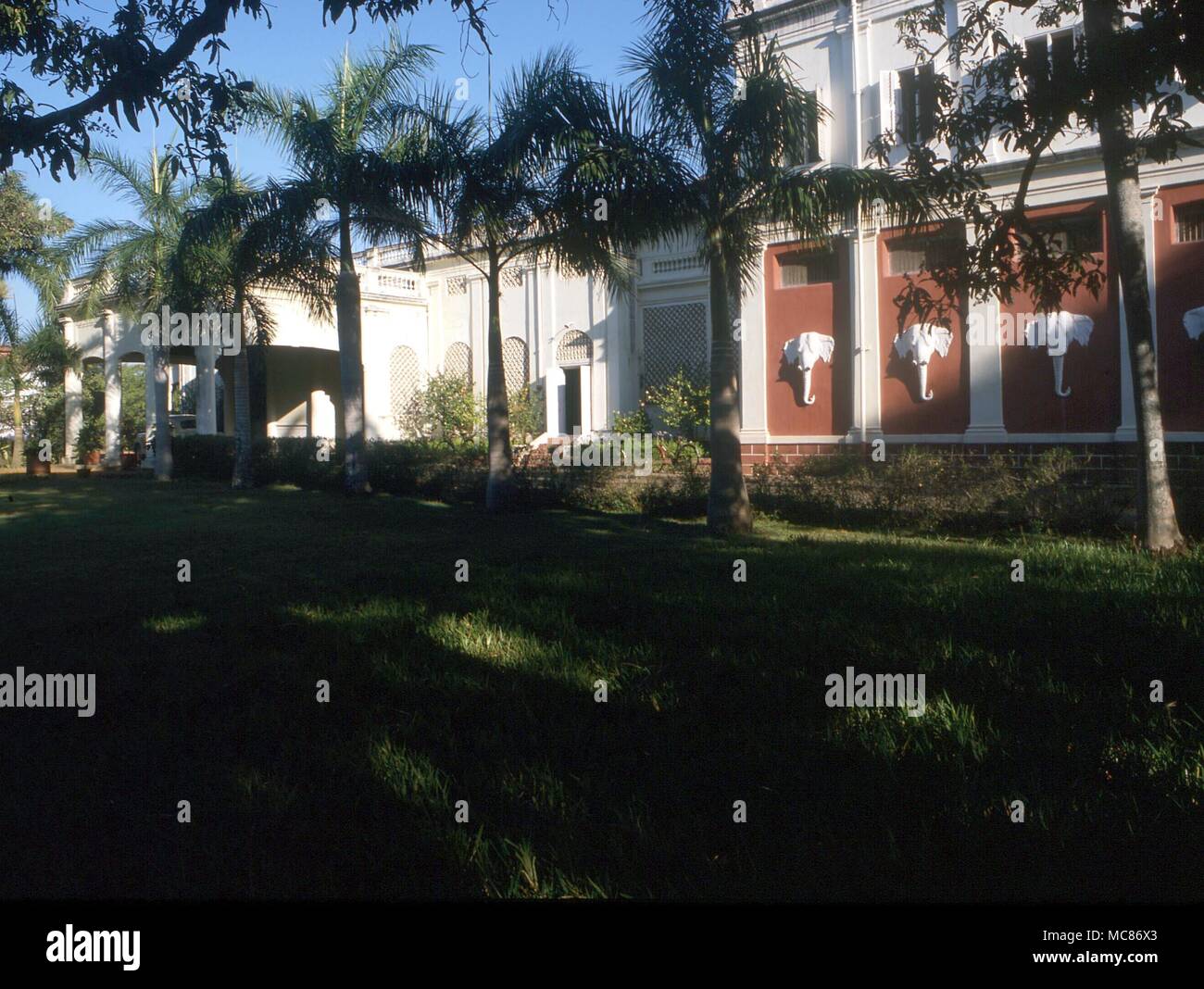 Theosophy The main buillding of Headquarters of the Theosophical ...