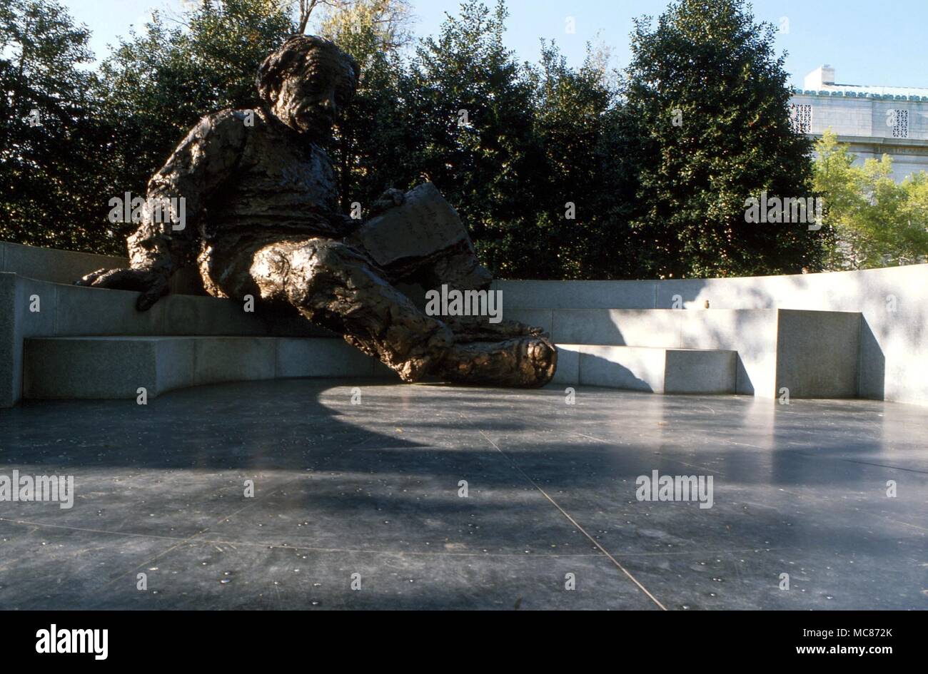 ASTROLOGY - Statue of Einstein, Washington DC. The life-size figure ...